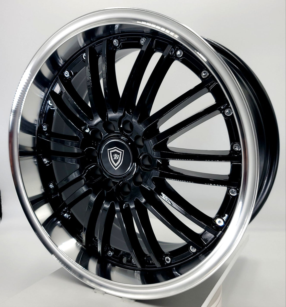 White Diamond Luxury Wheels - W820 Gloss Black Polished Lip 18x8 – VID ...